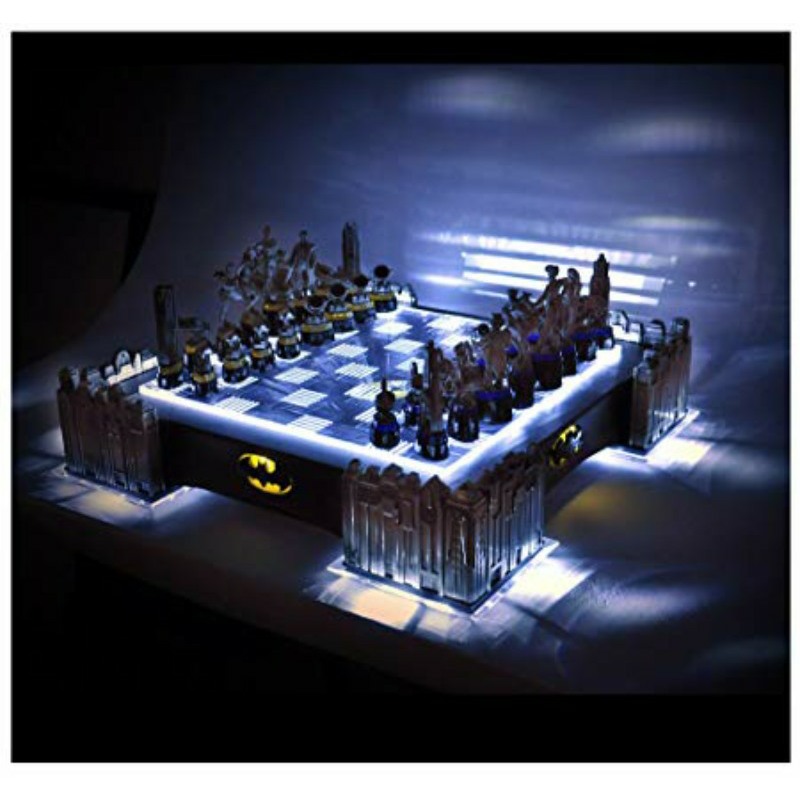 Batman Pewter Chess Set: Noble Collection – Gadgetsville Store